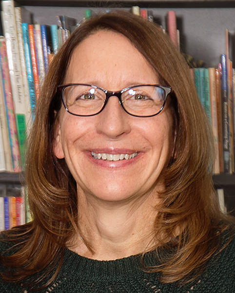 Headshot – Maria Walther